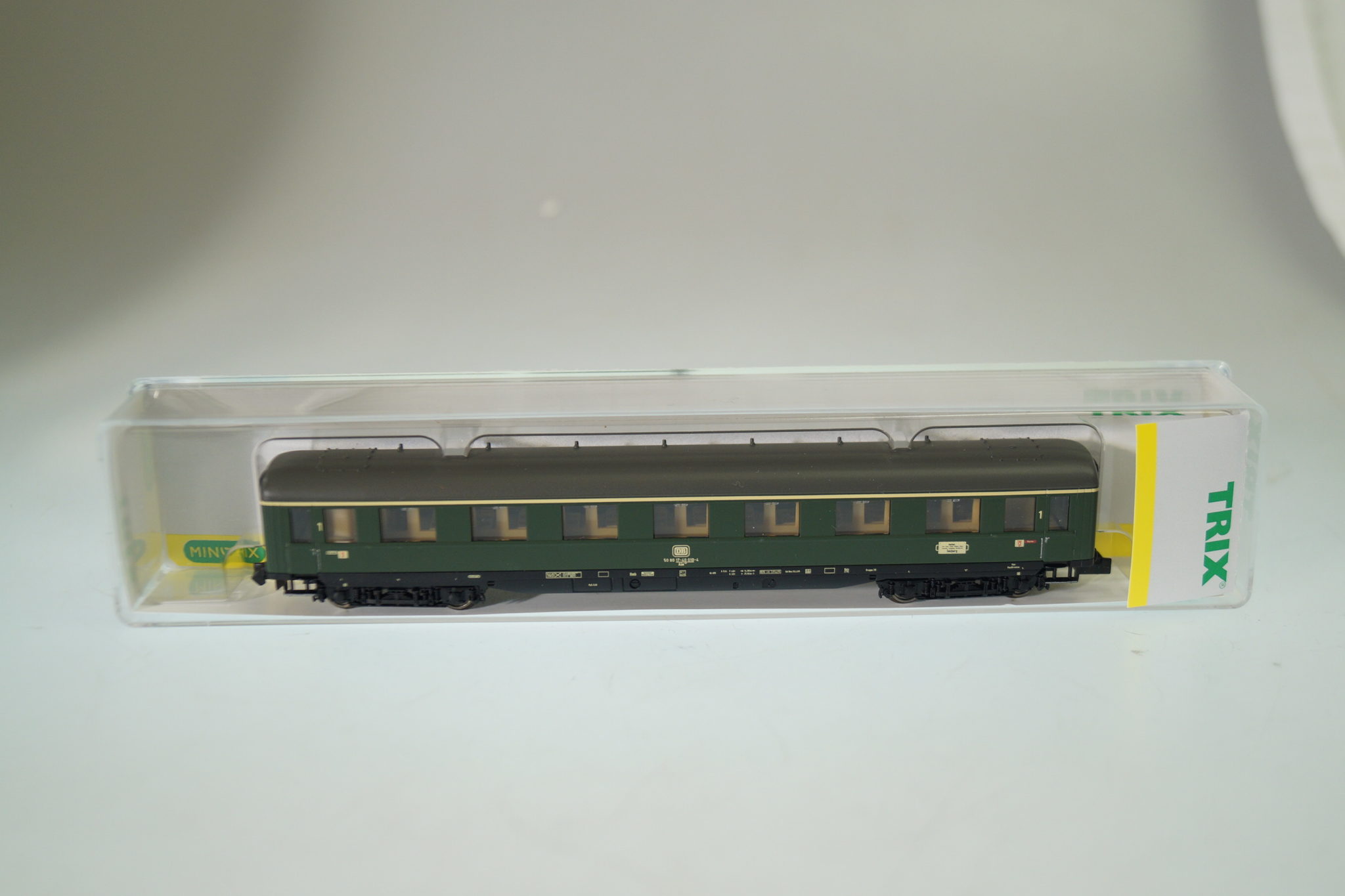 Spur N: Minitrix 15751 Schnellzugwagen 1.Kl. neu - gearontologist