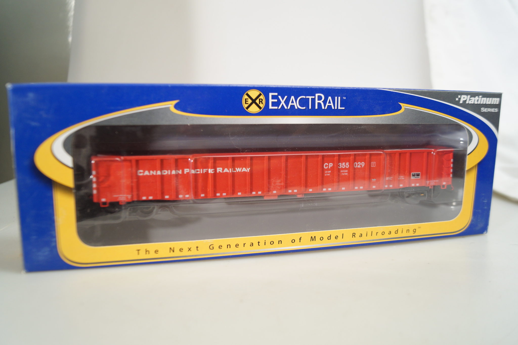 H0 Exactrail 80702 Canadian Pacific Boxcar lang, neu - gearontologist