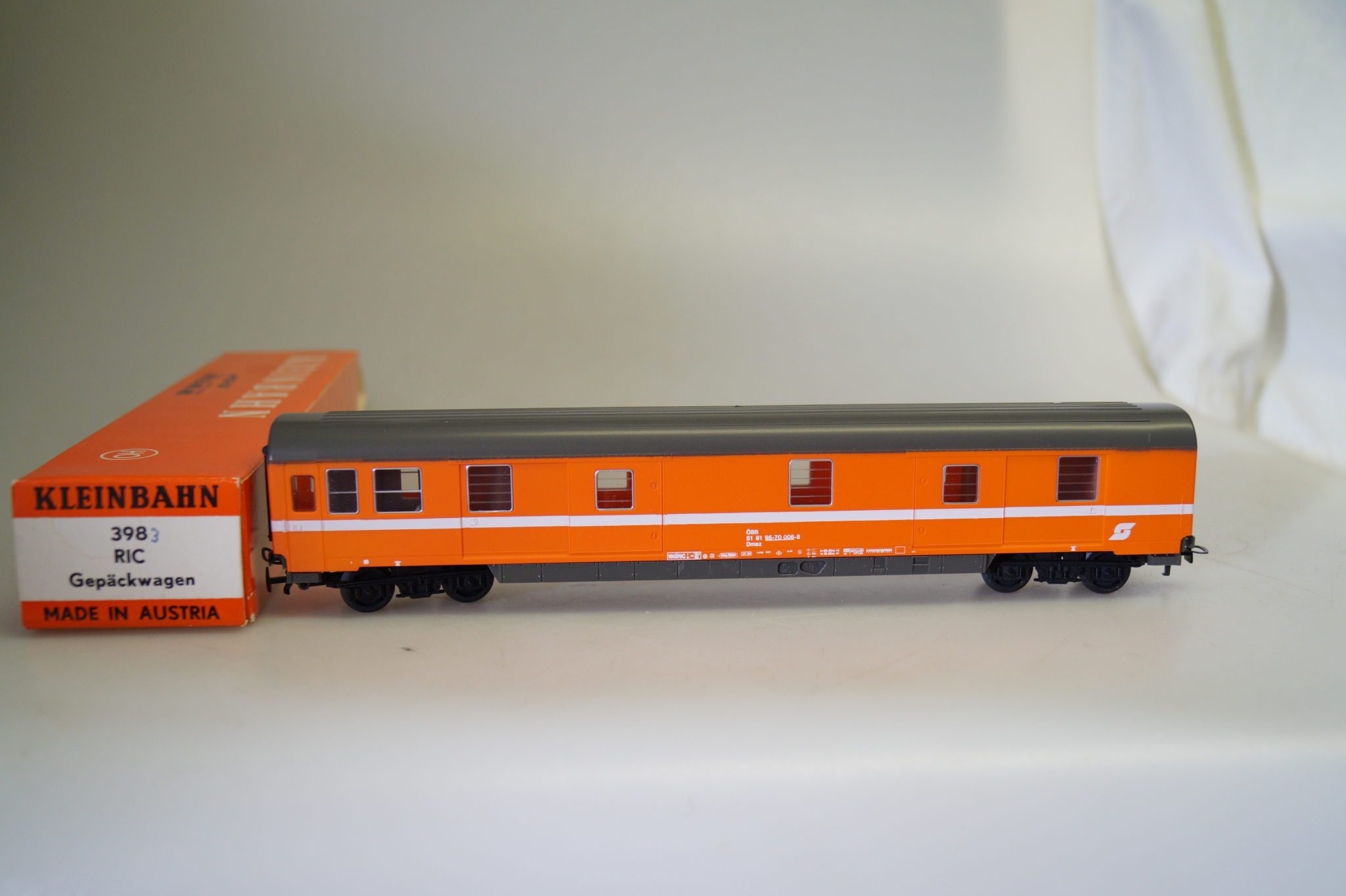 (398) H0 Klein Modellbahn 5107 Packwagen ÖBB Pw4 - neuw./Klein-ovp ...