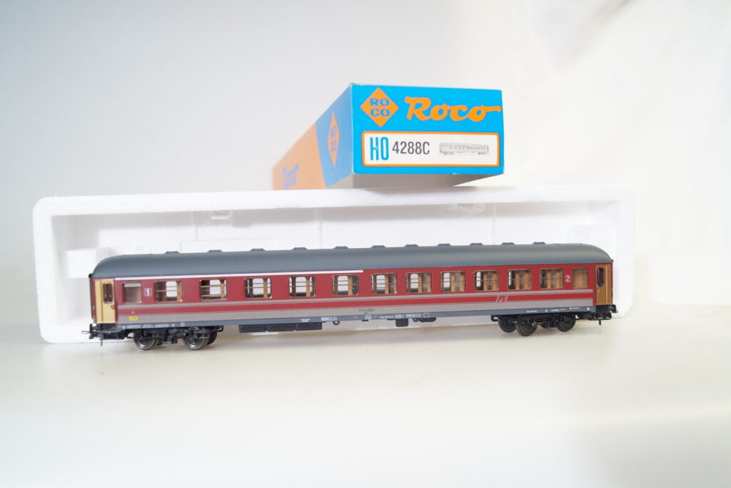 h0 Roco 4288C/44435 Personenwagen FS 1./2.Kl., top/ovp - gearontologist