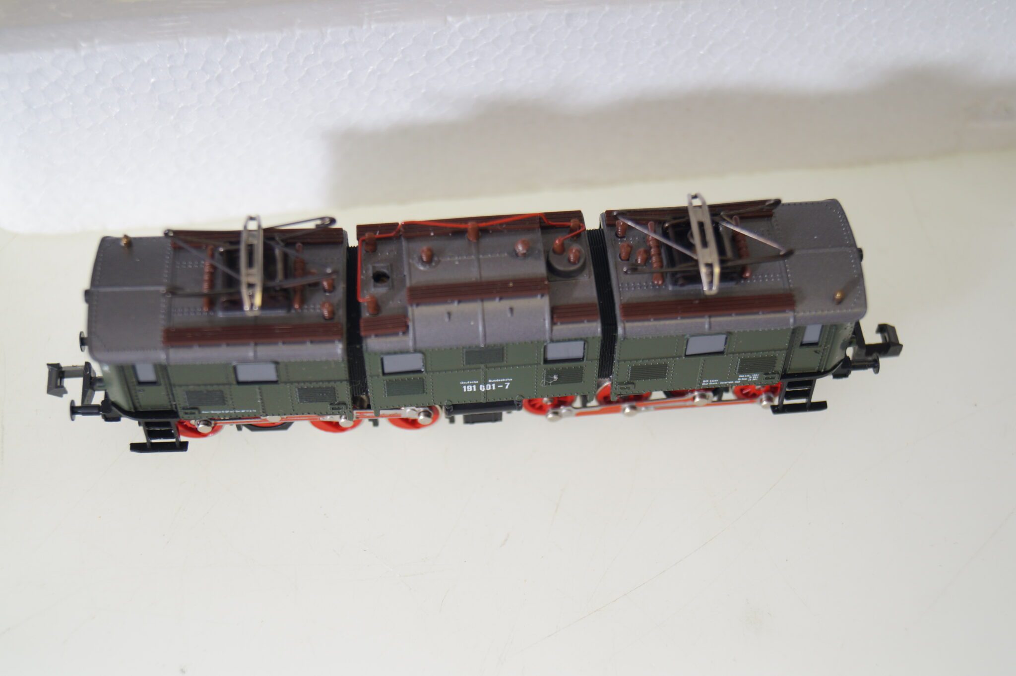 Spur N Roco 23230/02155A E-Lok BR 191, top/ovp - gearontologist