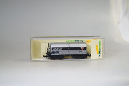 Spur N: Minitrix 18074 Heizölwagen DEA, top/ovp – gearontologist