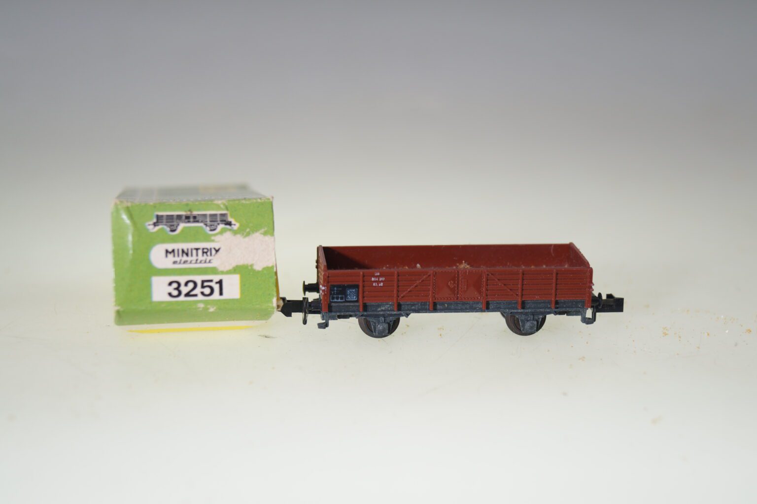 Spur N Minitrix 3251 Niederbordwagen, ok/ovp - gearontologist