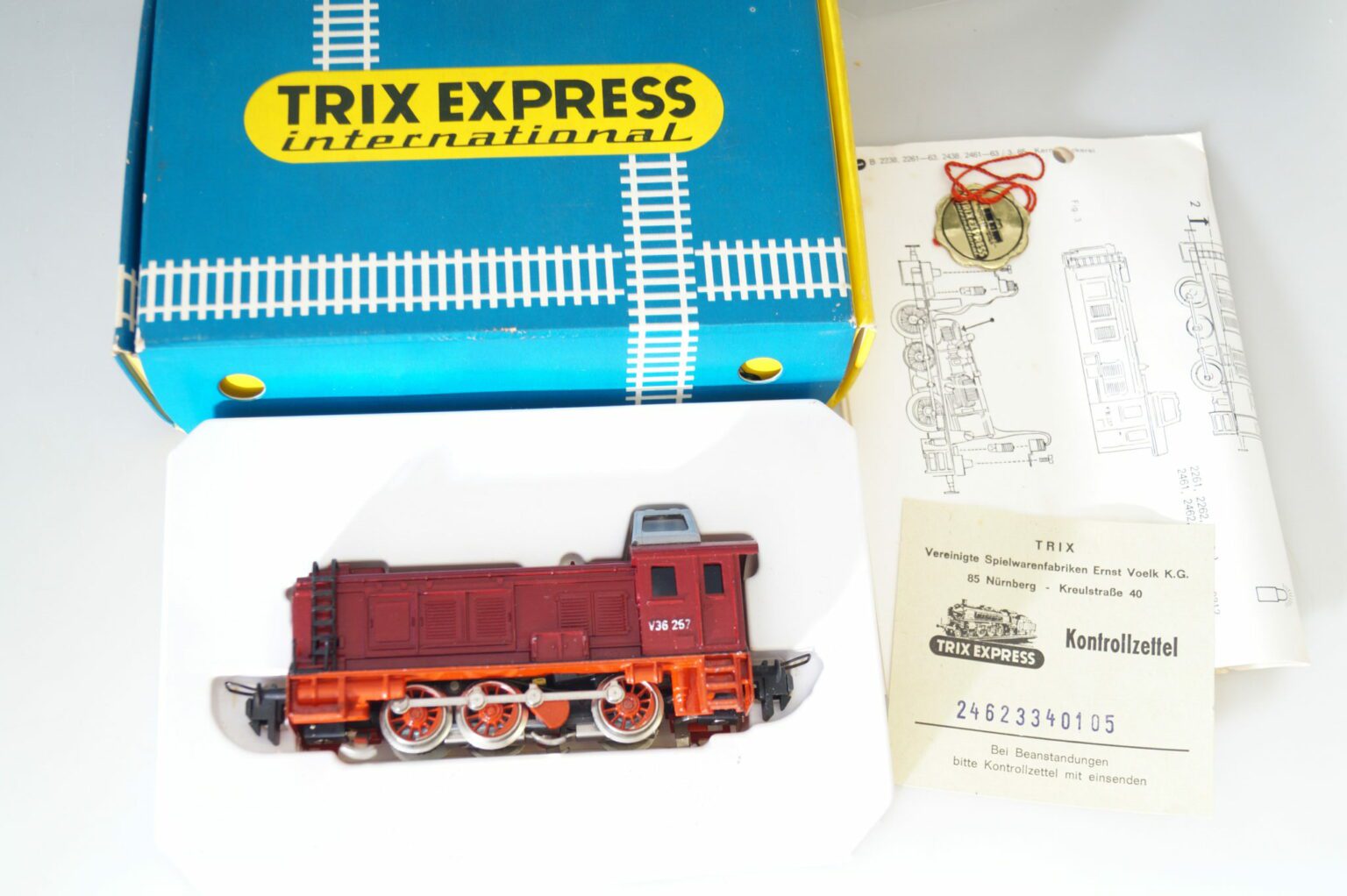 H0 Trix Express 2462 Diesellok V36, neuw./ovp - gearontologist