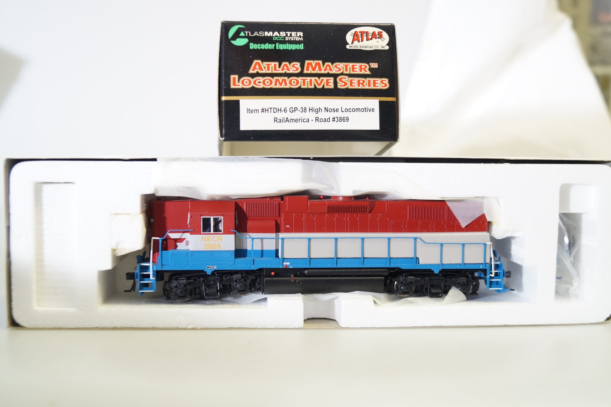 h0: Atlas Master HTDH-6 US-Diesellok GP-38 Rail America #3869, neuw ...