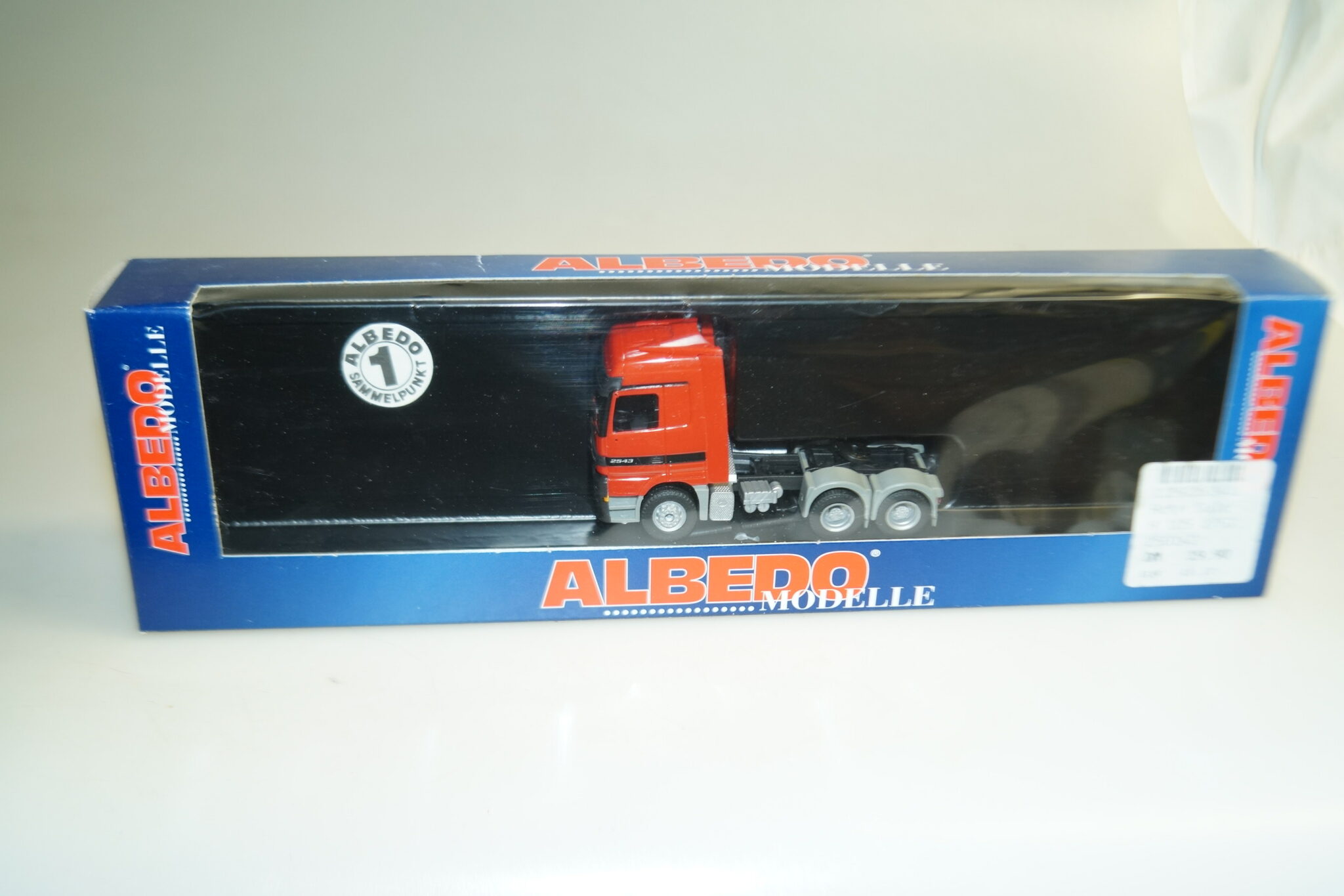 1:87 Albedo 250142 MB Actros Zm rot, neuw./ovp – gearontologist