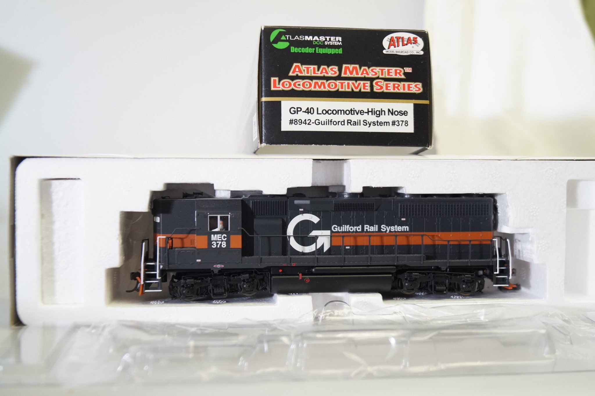 h0: Atlas Master 8942 US-Diesellok GP-40 Guilford #378, neuw./ovp/DCC ...