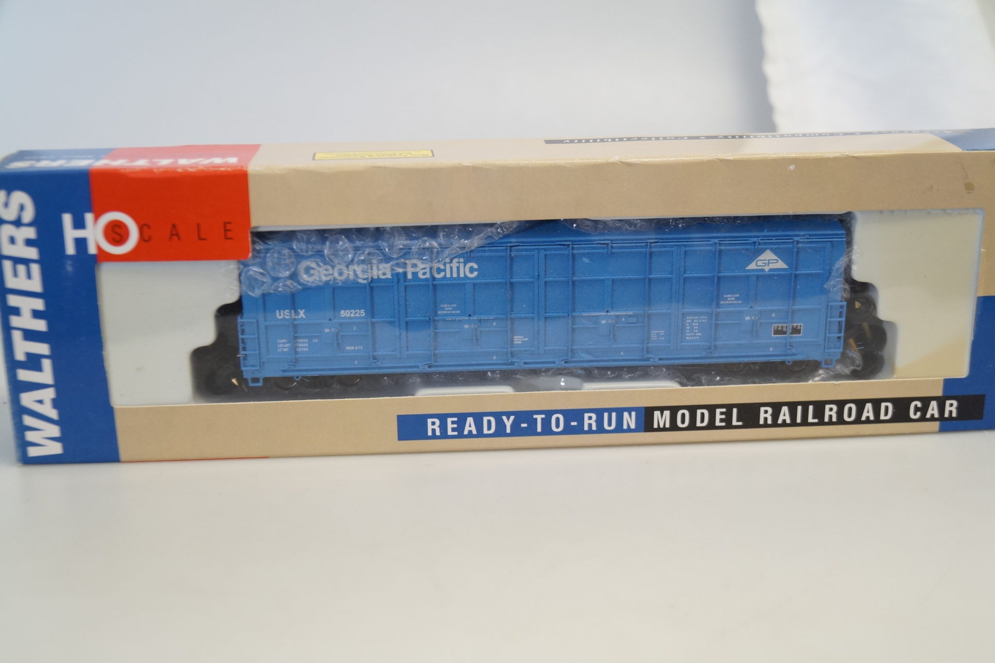 H0: Walthers 7008 Georgia Pacific Thrall-Door Box Car #50225, neuw./ovp ...