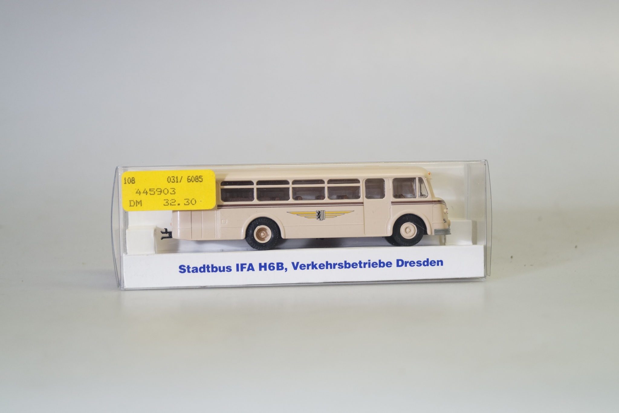 1:87 BeKa 031 IFA Bus Dresden, neu/ovp - gearontologist