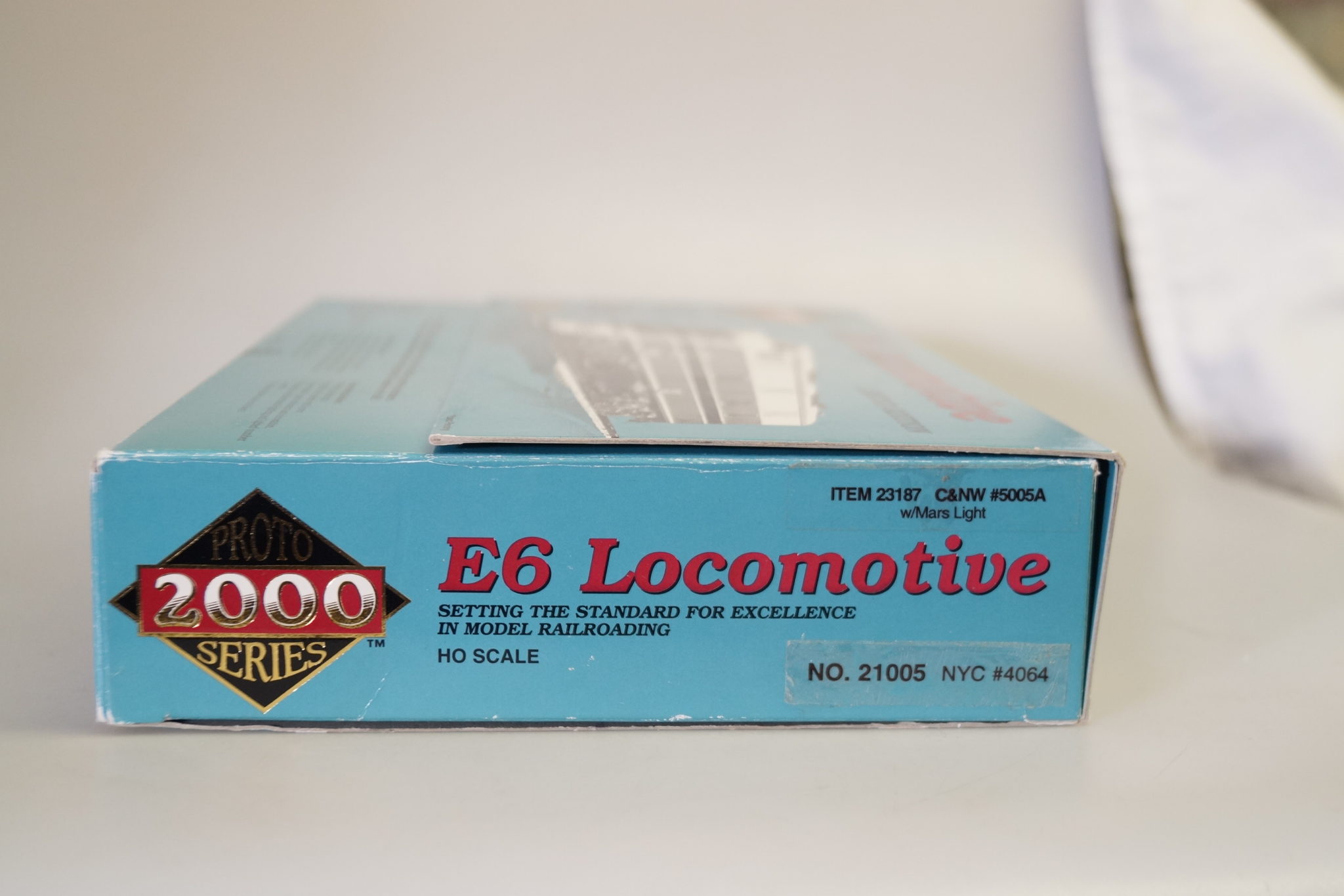 H0 21005 Proto 2000 2St. US-Lok E6 NYC + C&NW #4064 + 5005A, top/ovp ...