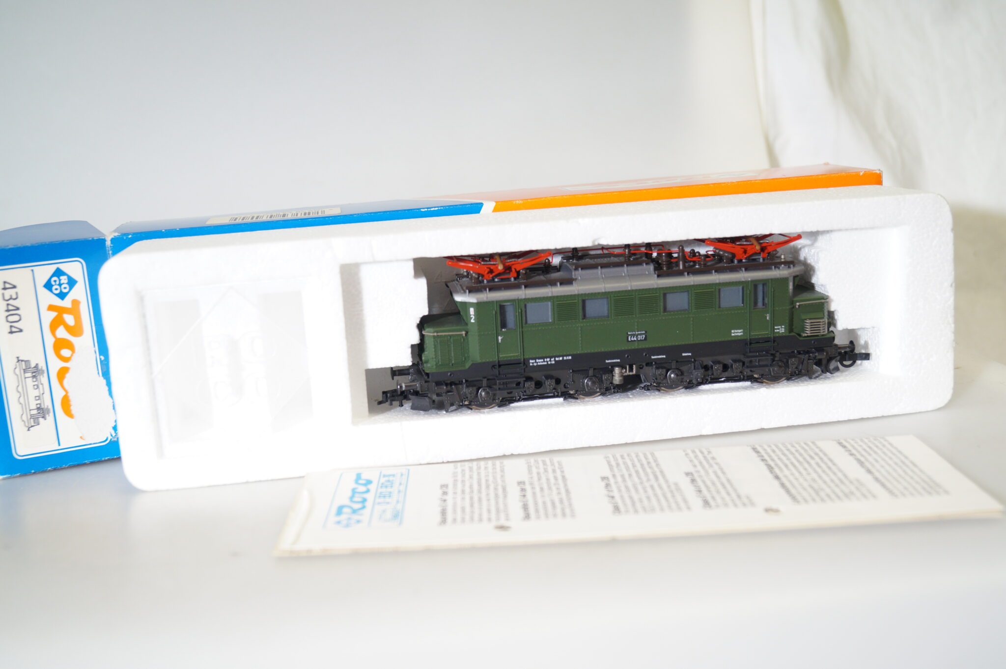 H0 Roco: 43404 E-LOK E44 017, ovp, top - gearontologist