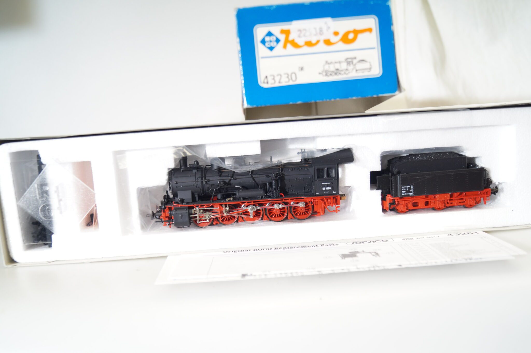 h0: Roco 43230: Dampflok BR 57 1058, top/ovp - gearontologist