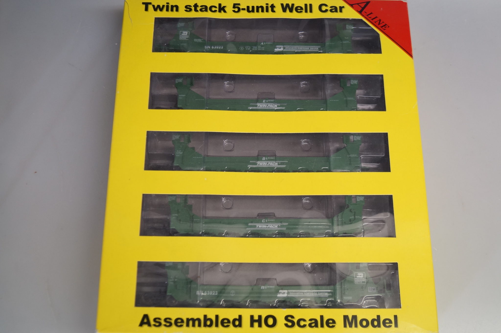 H0 47612 Intermountain BN Twin Stack 5-unit Well Car, neu – gearontologist
