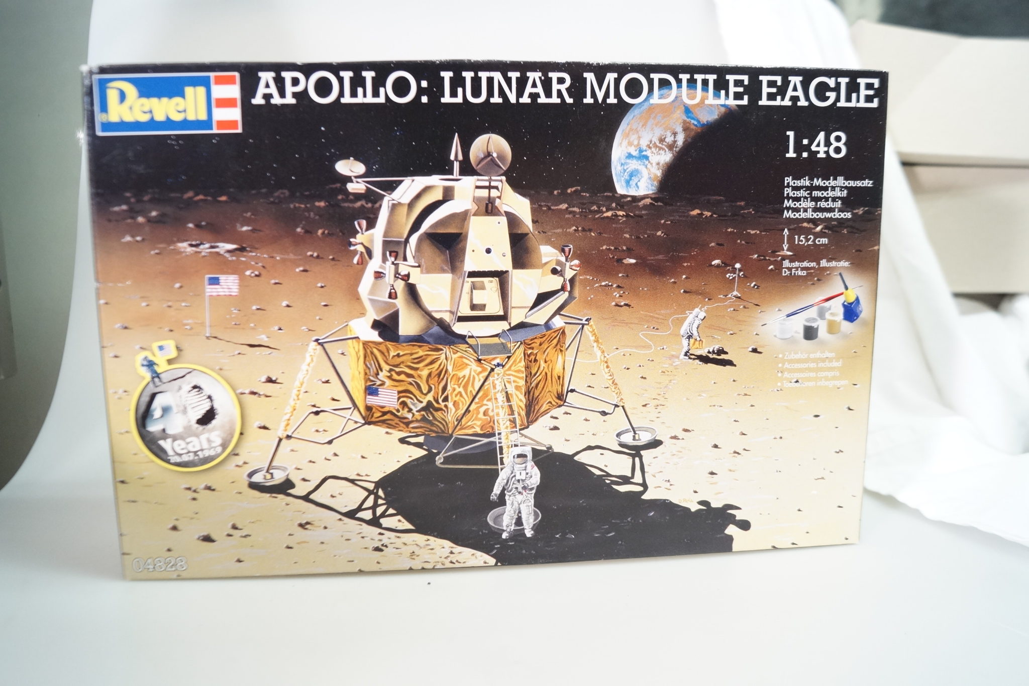 04828 Revell 1:96: Apollo Lunar Module Eagle - neu/ovp - gearontologist