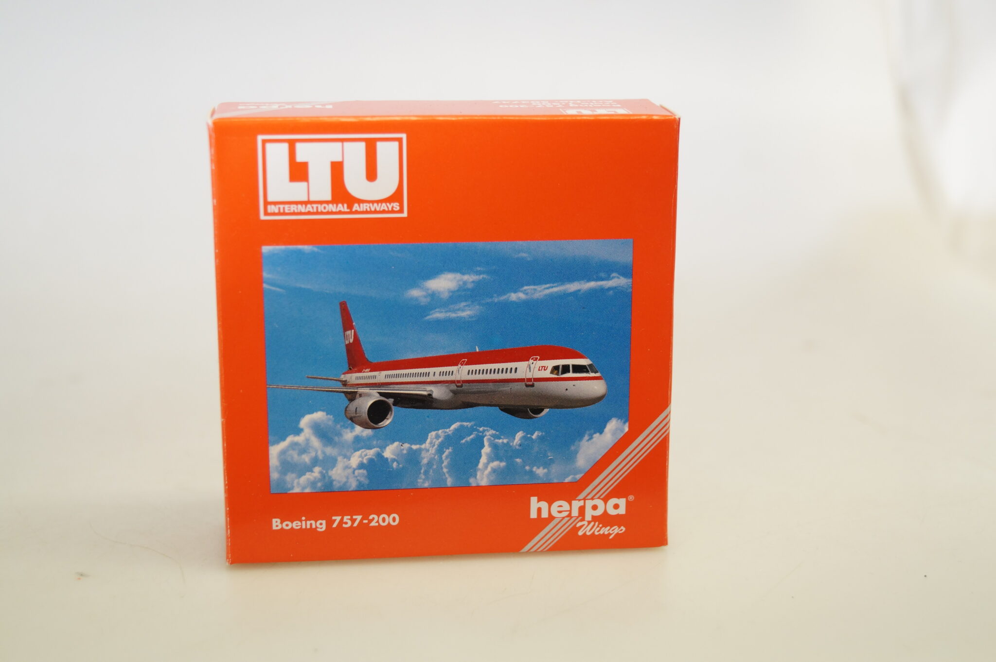 1 500 Herpa Wings 503747 LTU Boeing 757 200 Neuw ovp Gearontologist 1-500-herpa-wings-503747-ltu-boeing-757-200-neuw-ovp-gearontologist