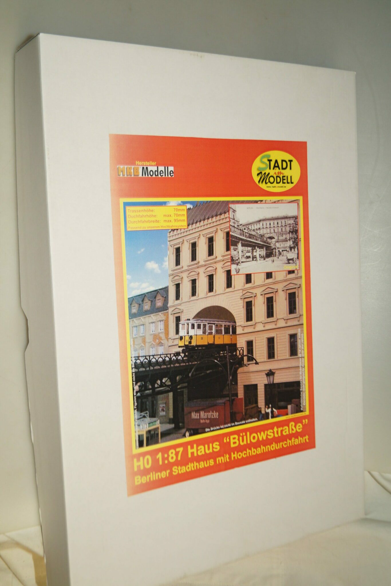 h0 MKB/Stadt im Modell 9114 Stadthaus mit U-Bahn Durchfahrt Berlin ...