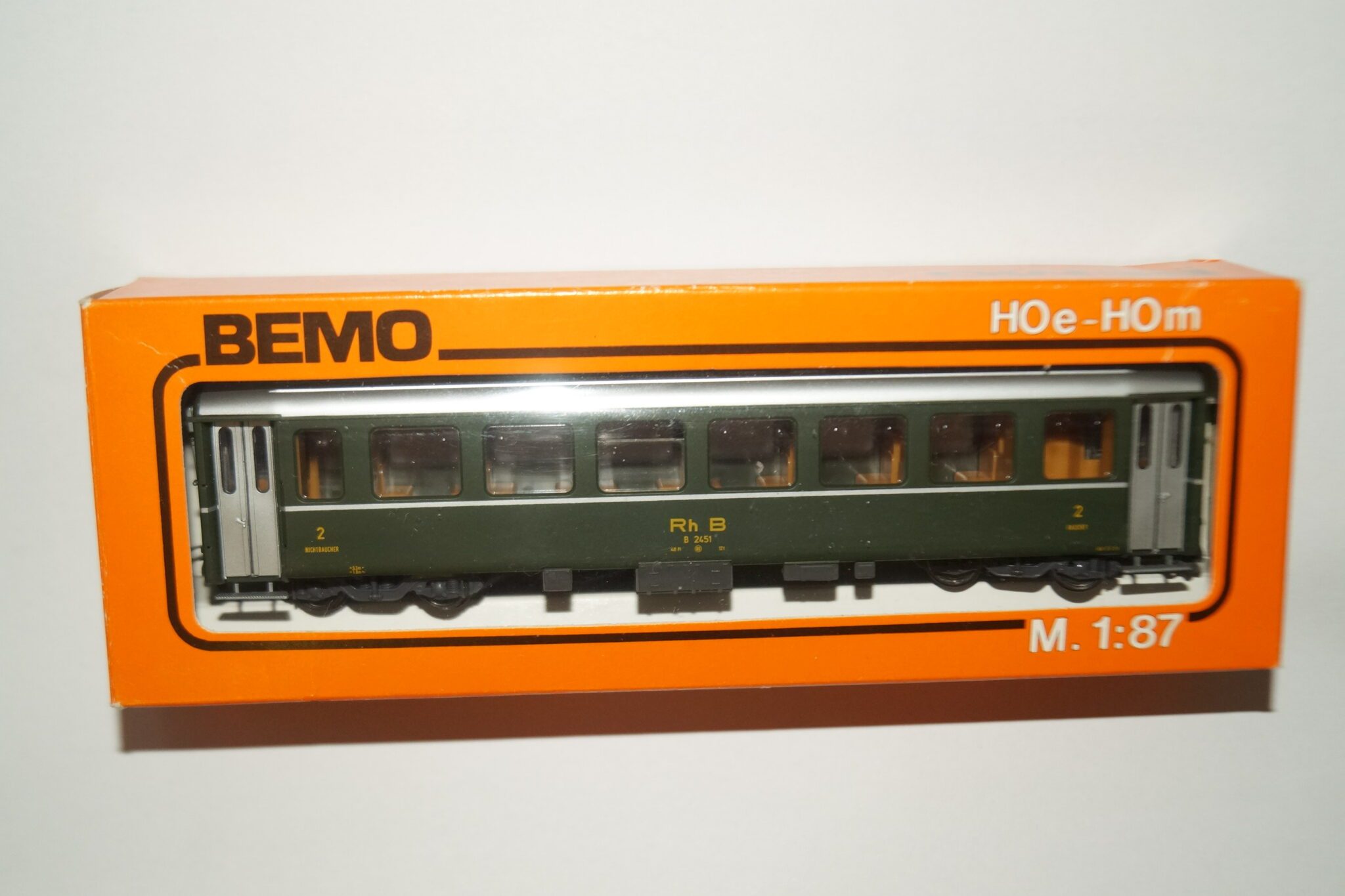 H0m: Bemo 3255 Personenwagen Rhätische Bahn 2.kl. B 2451 , neu/ovp - gearontologist