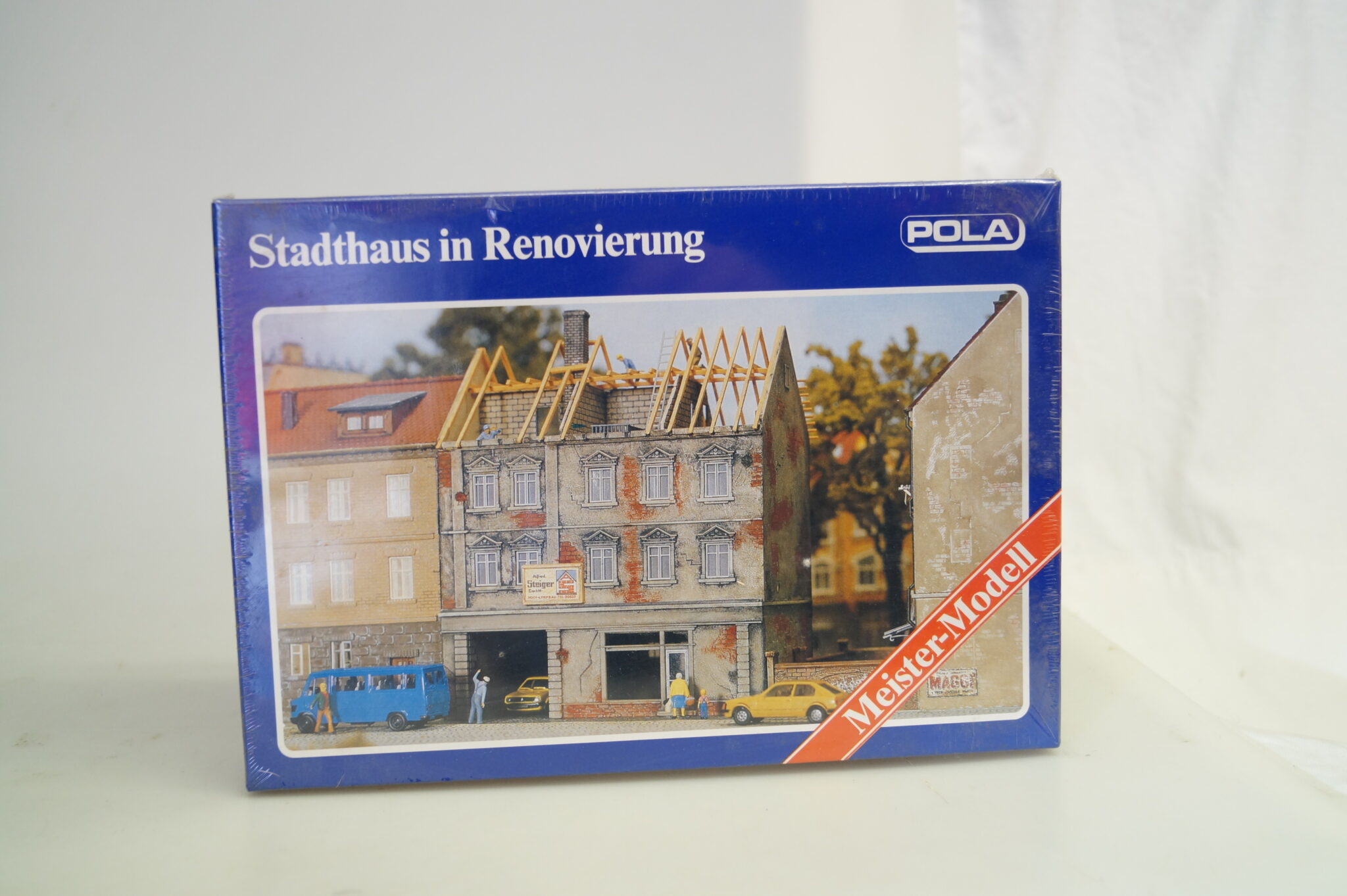 H0: Pola Bausatz 154 Meister-Modell Stadthaus in Renovierung, neu ...