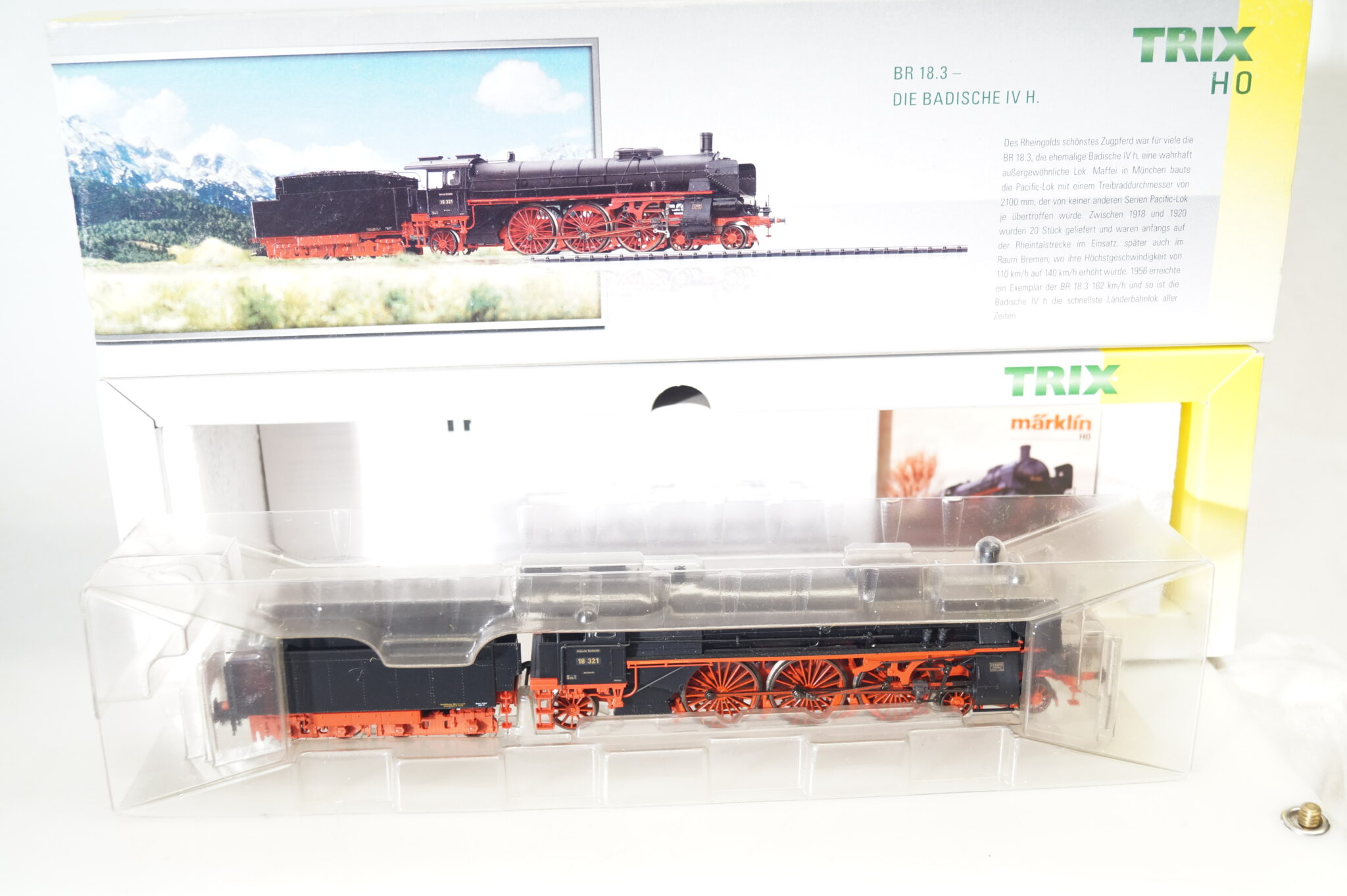 H0 Trix 22180: DAMPFLOK BR 18 321 digital/Sound/neuw./OVP - gearontologist