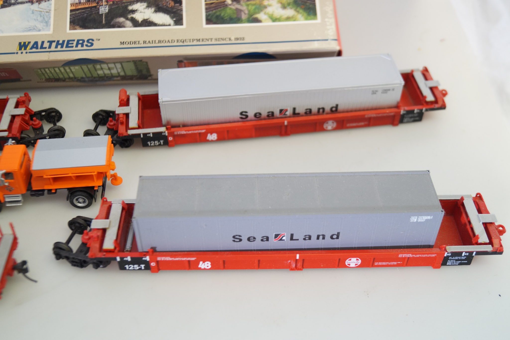 h0 Walthers US Maxi Trailer 4 St. Santa Fe + Ladung, gebraucht/ovp ...