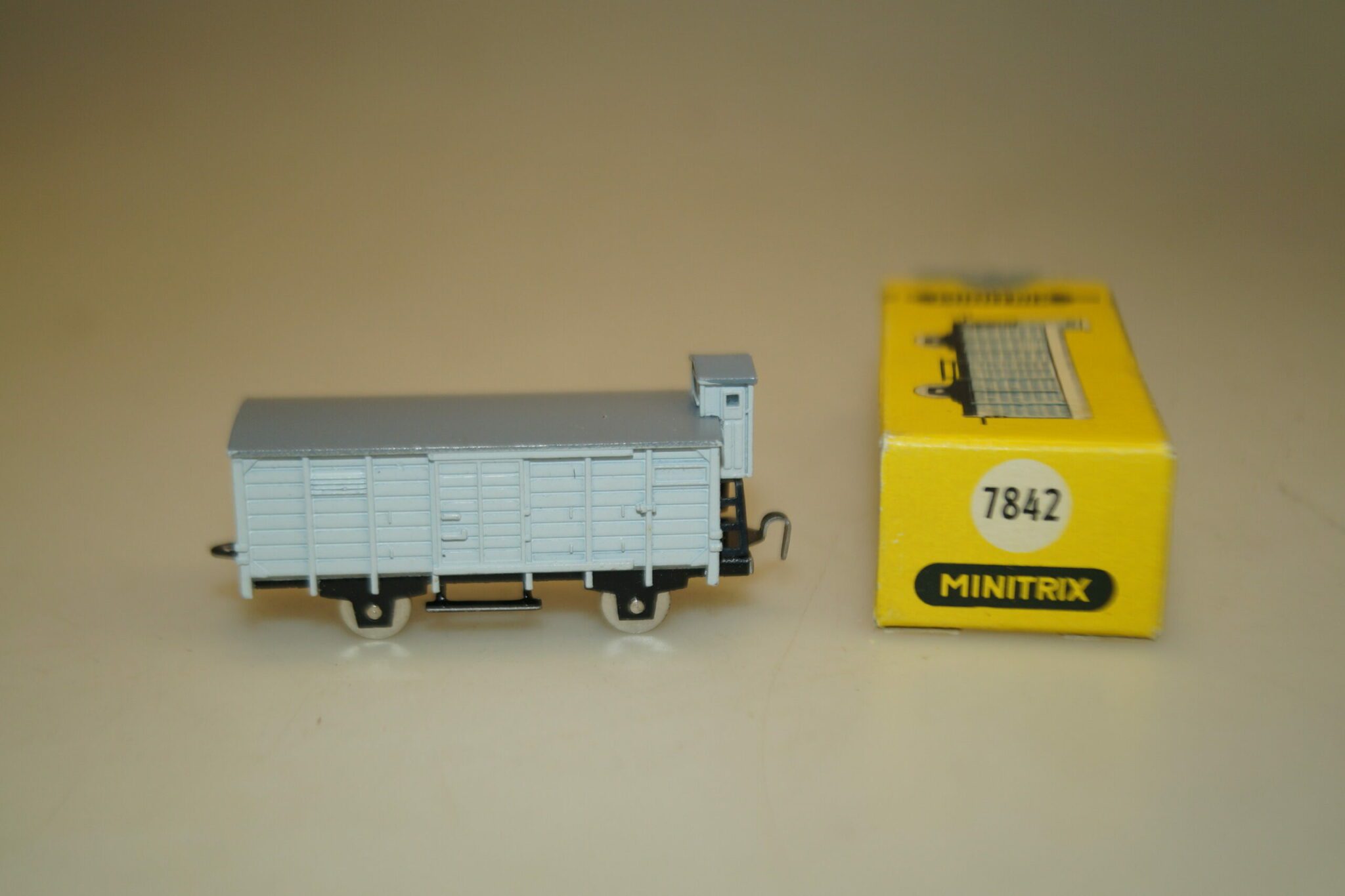 Spur N: Minitrix/Schiebetrix 7842 Güterwagen, unbespielt/ovp ...