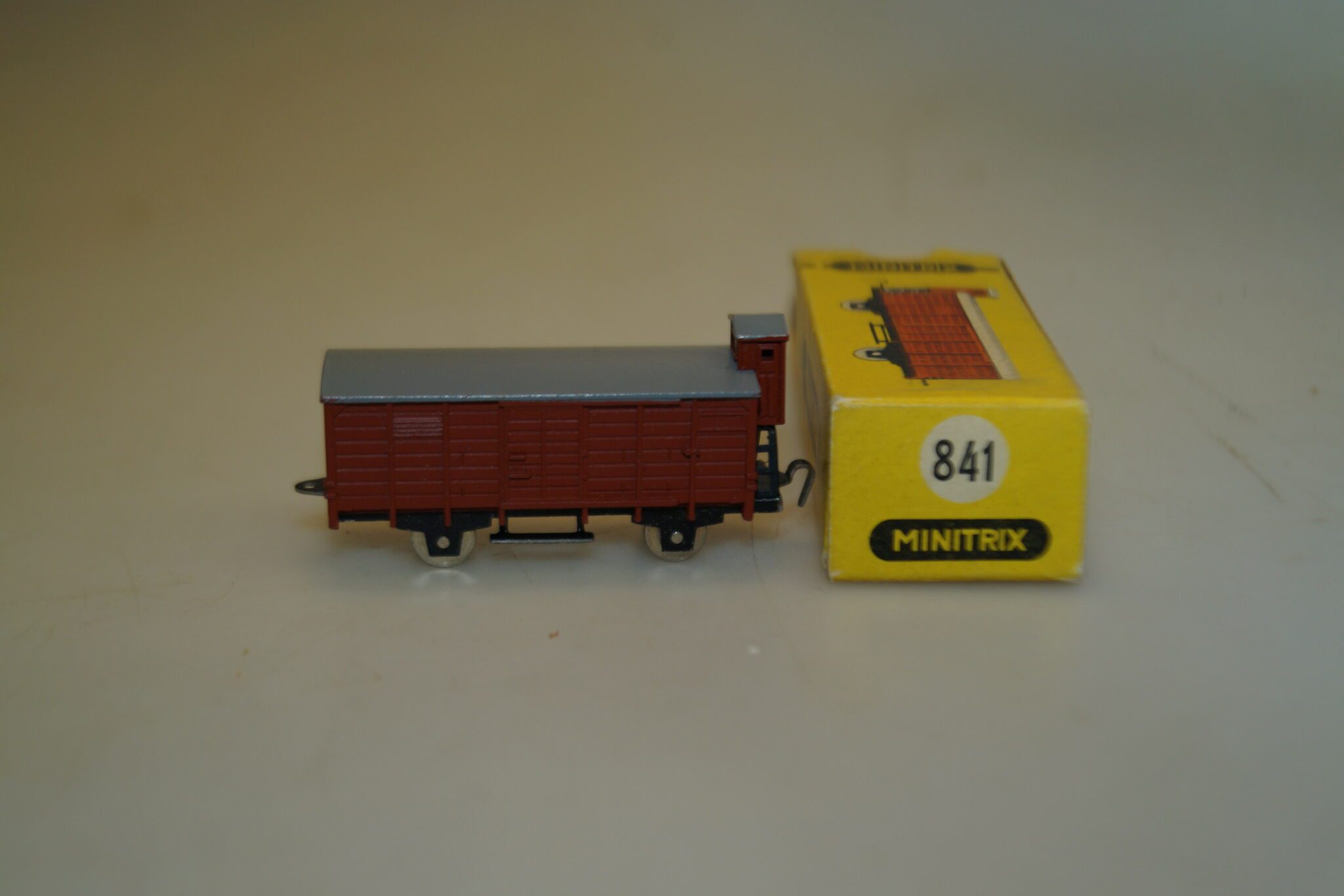 Spur N: Minitrix/Schiebetrix 841/7841 Güterwagen + Brs.hs., unbespielt ...