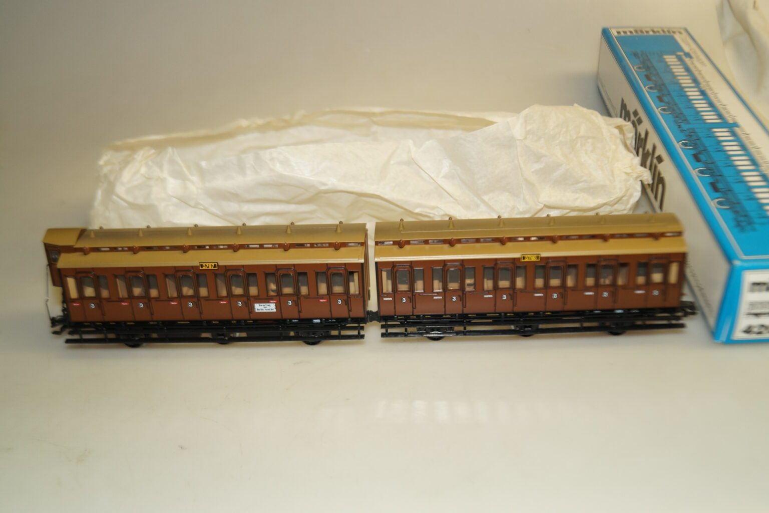 H0: Märklin 4208 Doppel-Abteilwagen, neuw./ovp - gearontologist