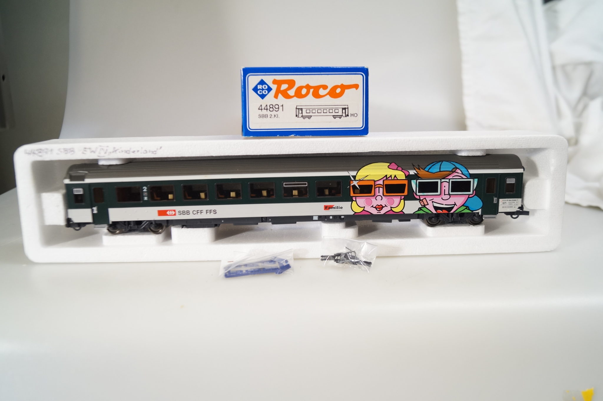 H0 Roco 44891 Personenwagen SBB 2.Kl. Kinderland, top/ovp – gearontologist