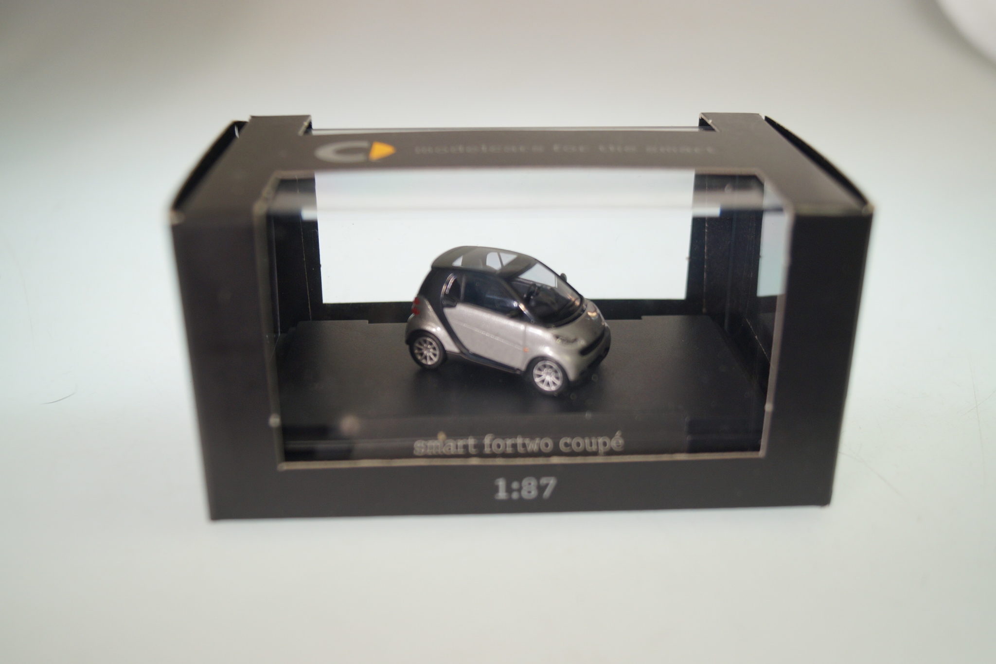 1:87 Busch Smart Fortwo Coupe silber, PC box, neu - gearontologist