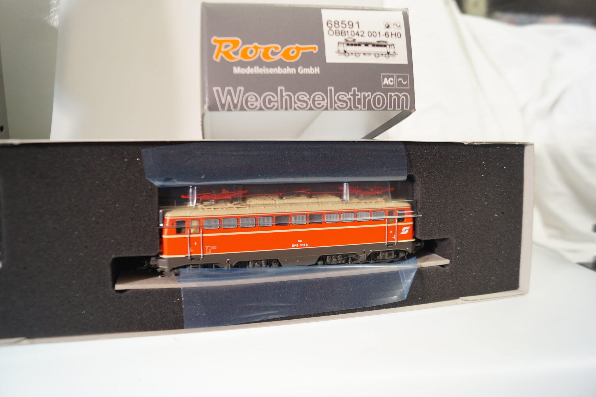 H0 Roco AC! 68591 E-Lok ÖBB 1042 001-6, neu - gearontologist