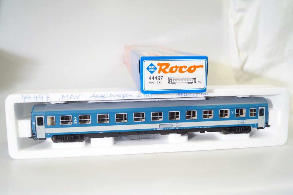 H0 Roco 44497 Personenwagen MAV 2.Kl. neuw./ovp - gearontologist