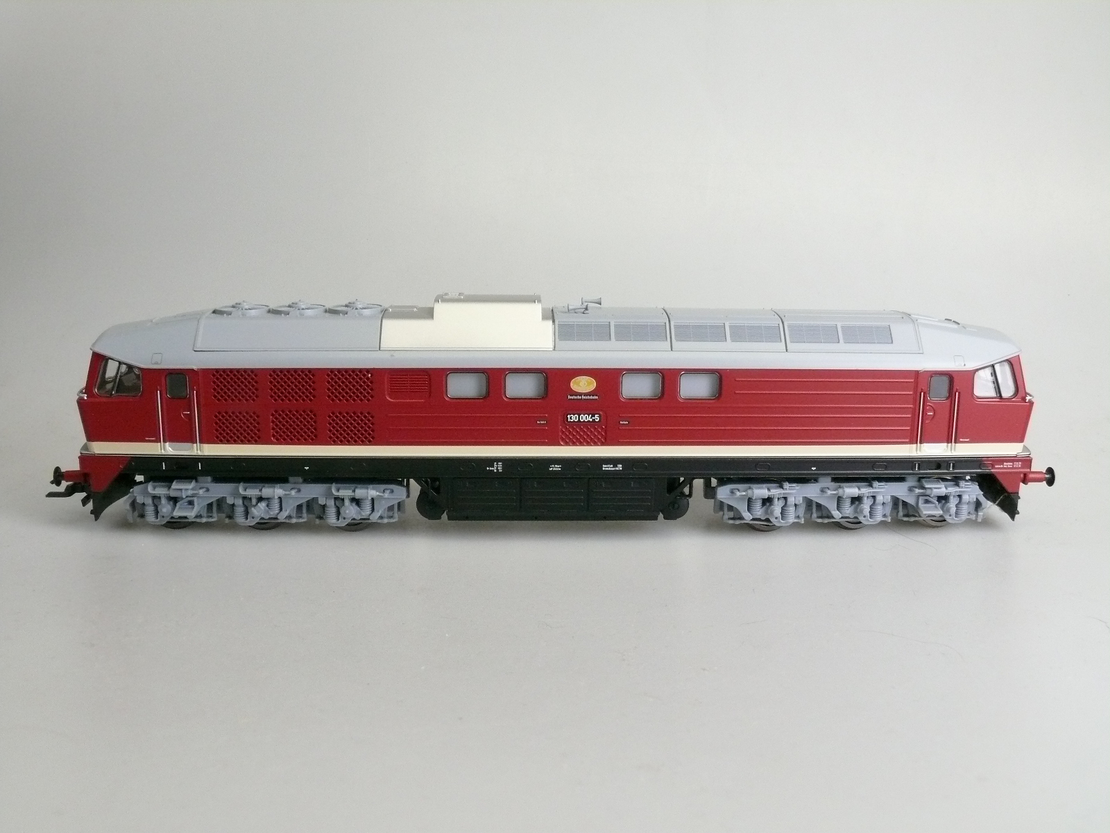 Spur H0 PIKO: 59740 DIESELLOK BR 130, TOP/ovp – gearontologist