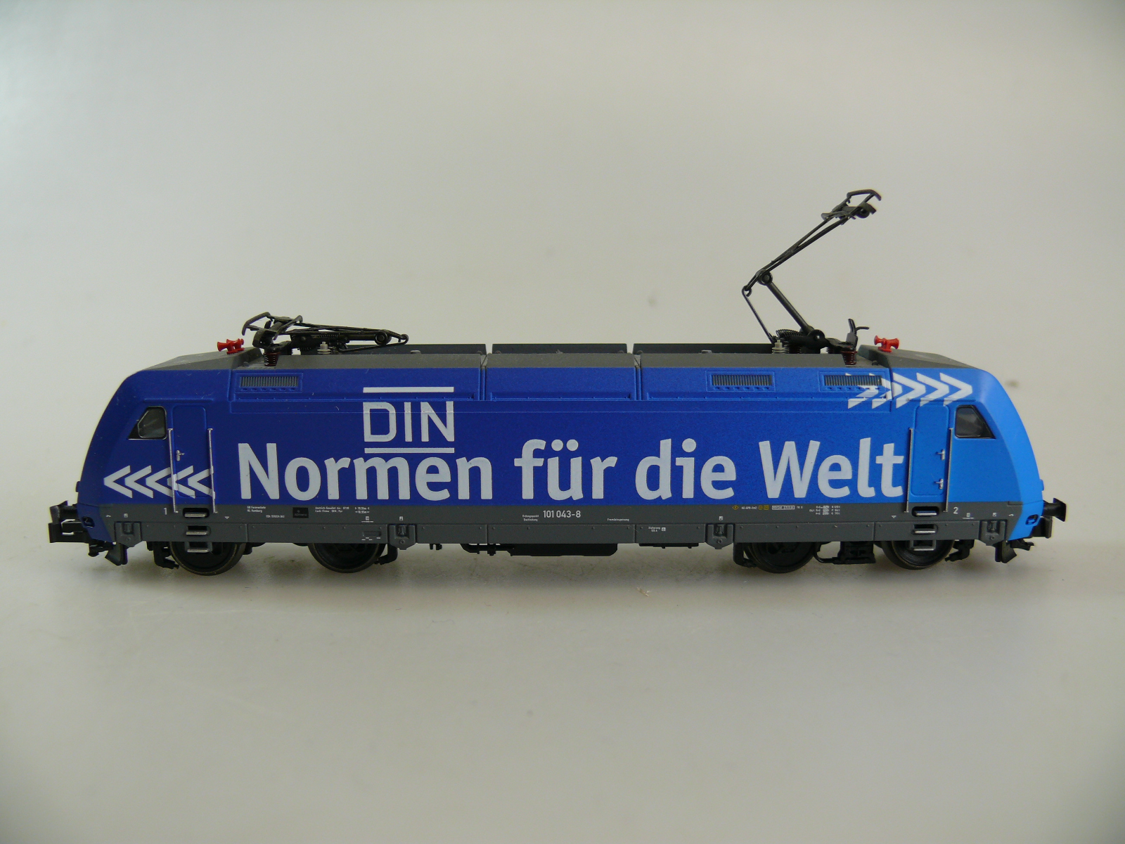 Spur N: Fleischmann 82 7355 DAMPFLOK ‚BR 101 NORMEN FÜR DIE WELT‘ – neu ...